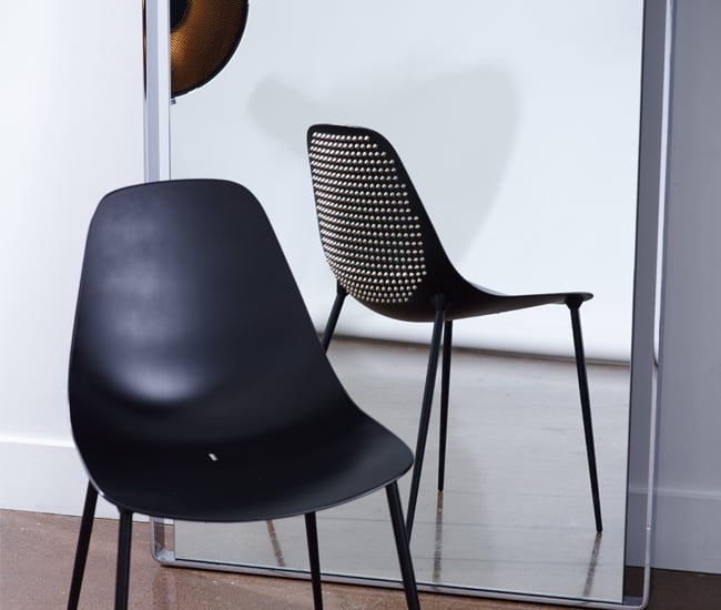 7 Iconic Chairs That Make a Statement | Designlines Magazine