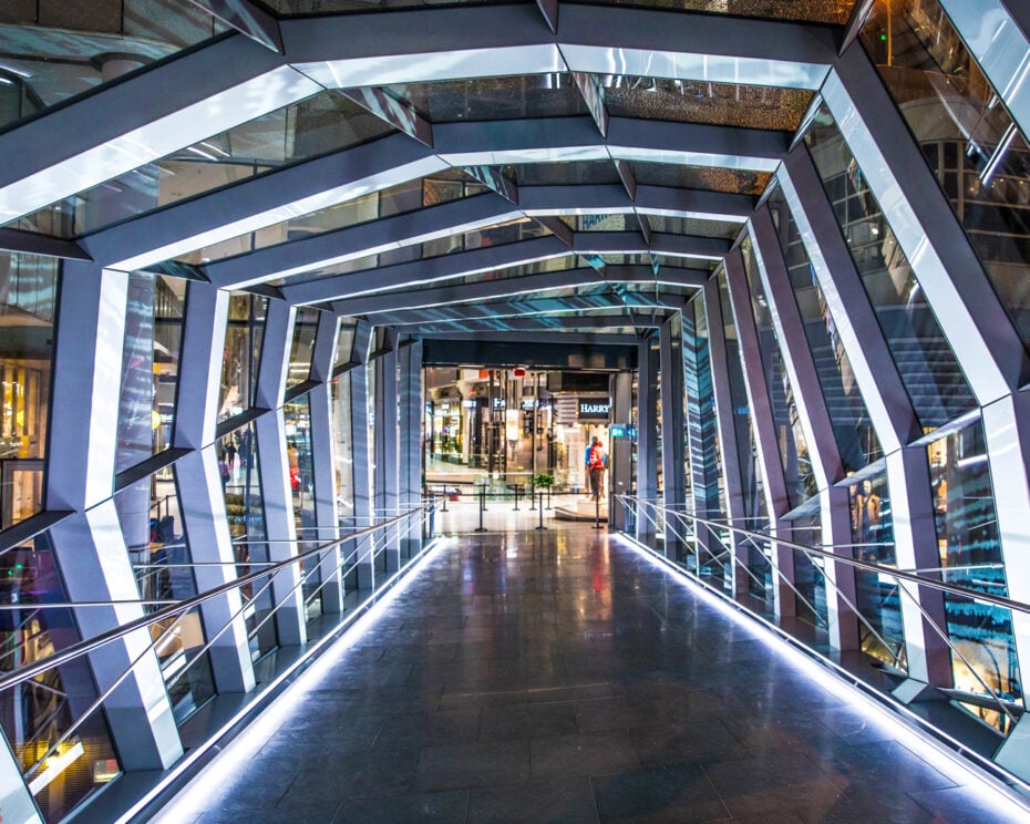 A 'London' Bridge for the Eaton Centre | Designlines Magazine