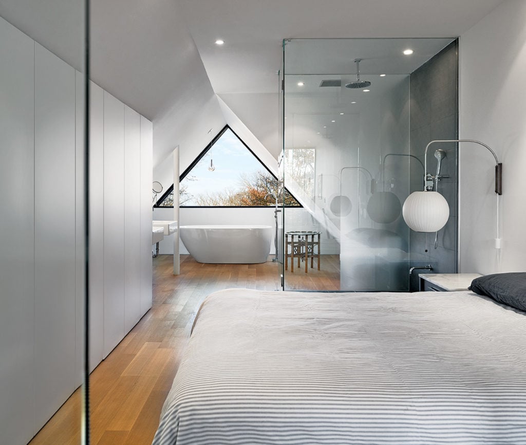 A Modern East End Home by Johnson Chou | Designlines Magazine