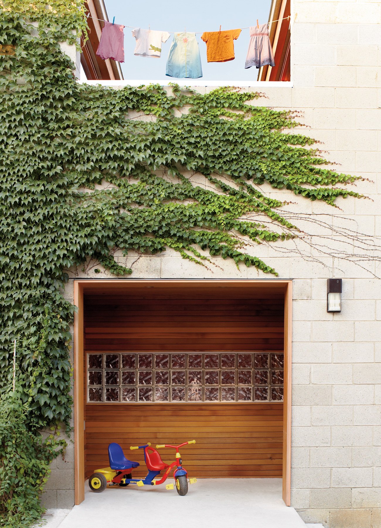 Studio Junction Homey Den Courtyard House | Designlines Magazine