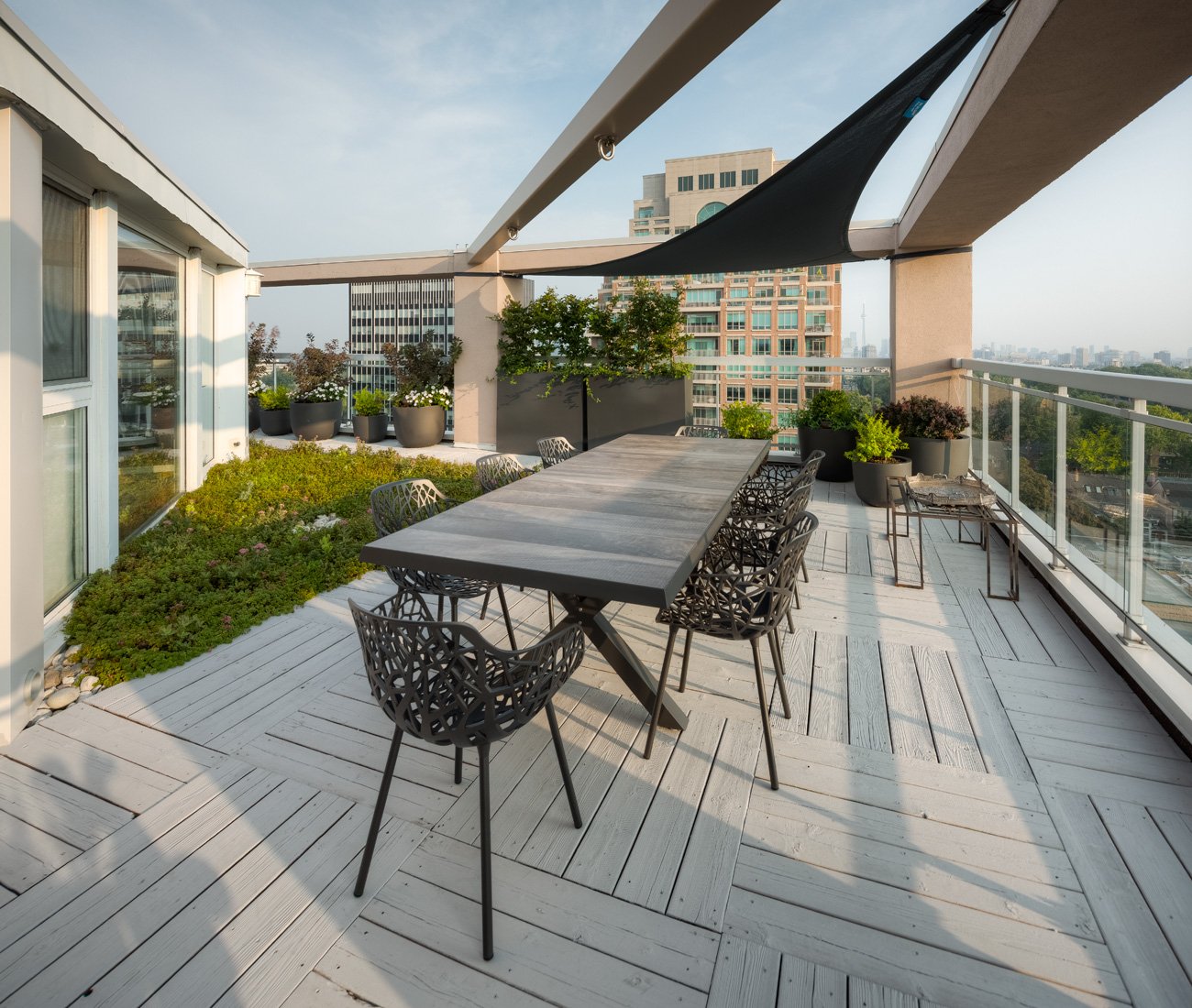 A Penthouse Terrace Takes Urban Gardening to New Heights | Designlines ...