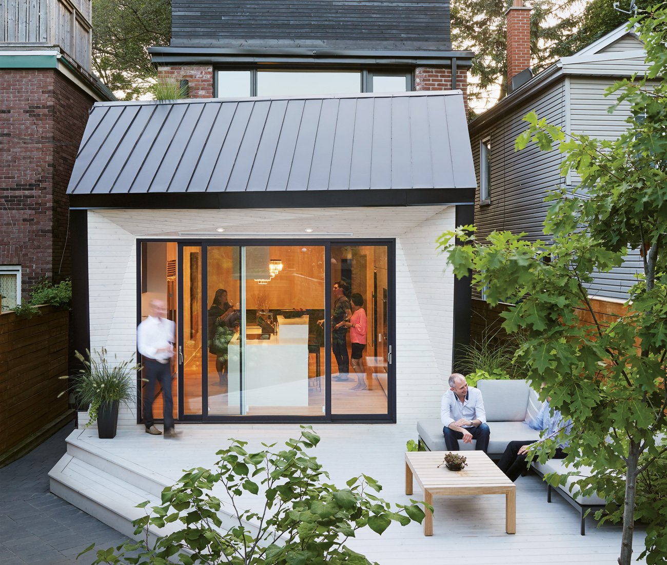 3 Homes With Unexpected Angles | Designlines Magazine