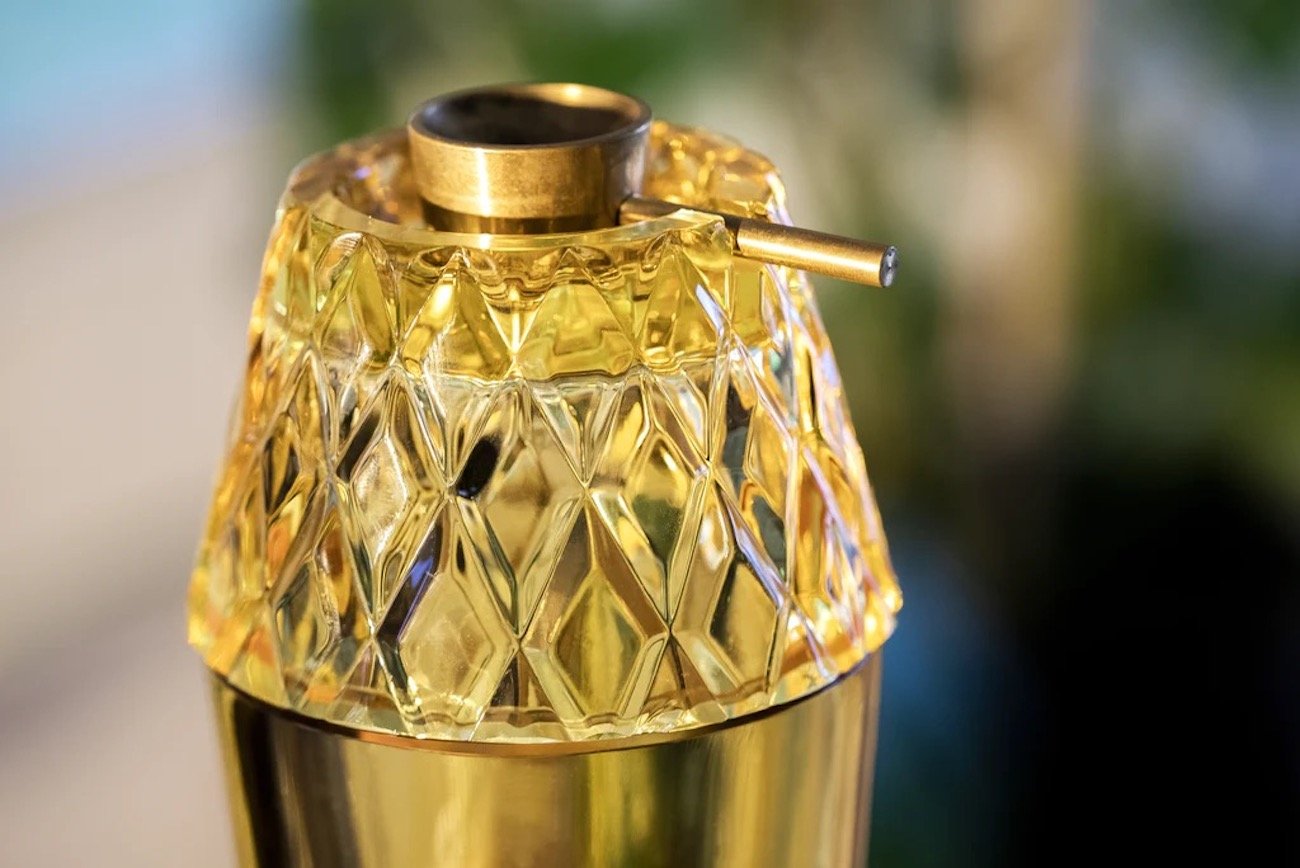 Castor Design's Gravity Glass Bong | Designlines Magazine