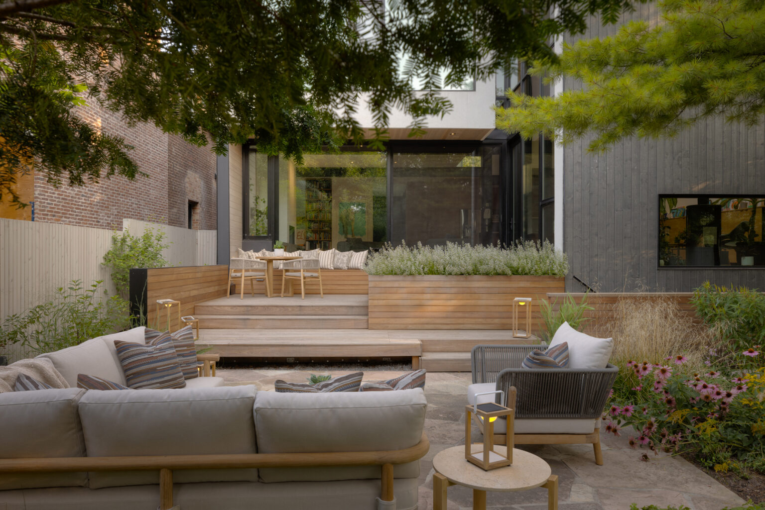 Top Outdoor Furniture Stores in Toronto | Designlines Magazine