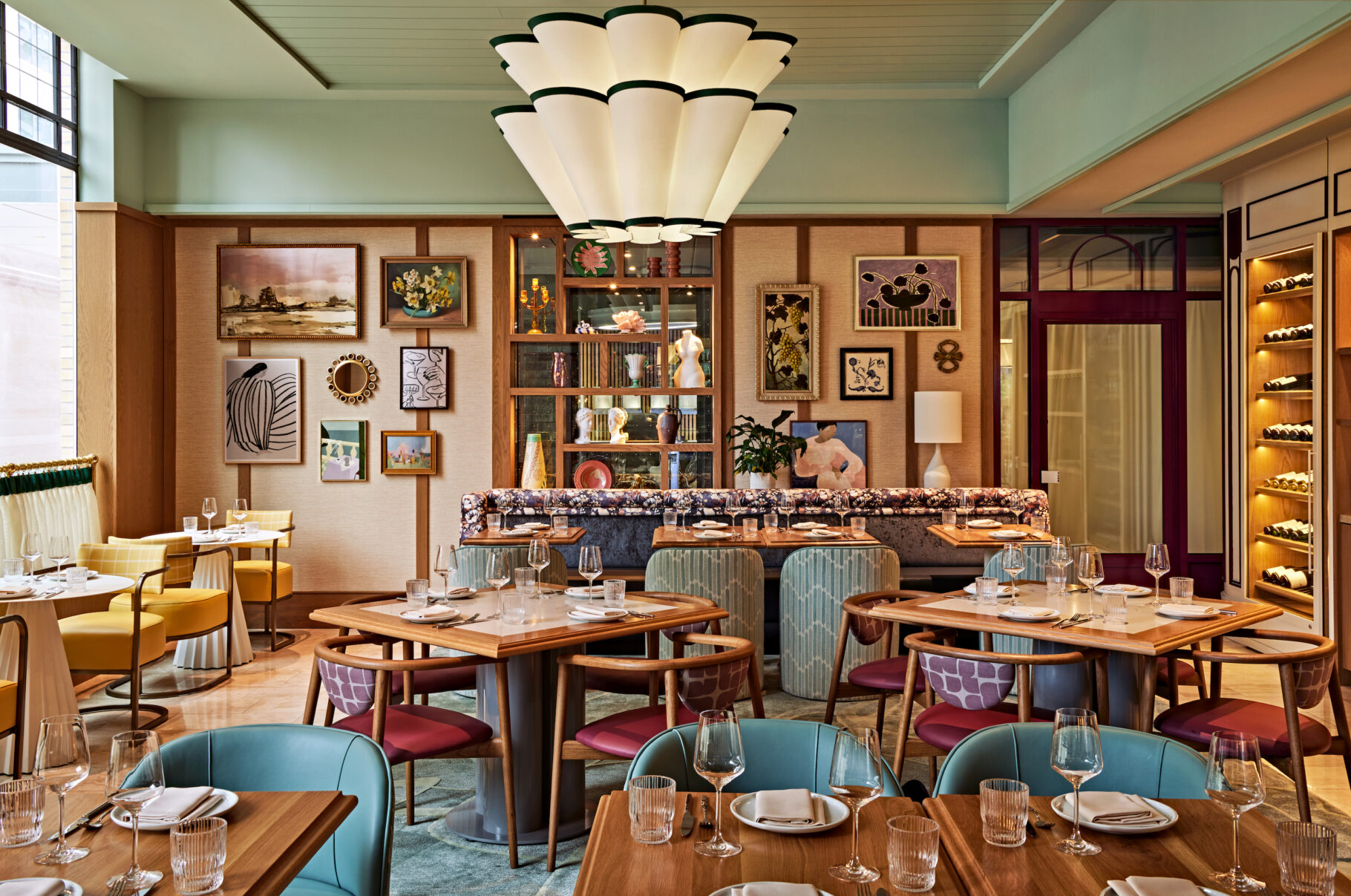 Abrielle Brings Coastal Cuisine to The City | Designlines Magazine