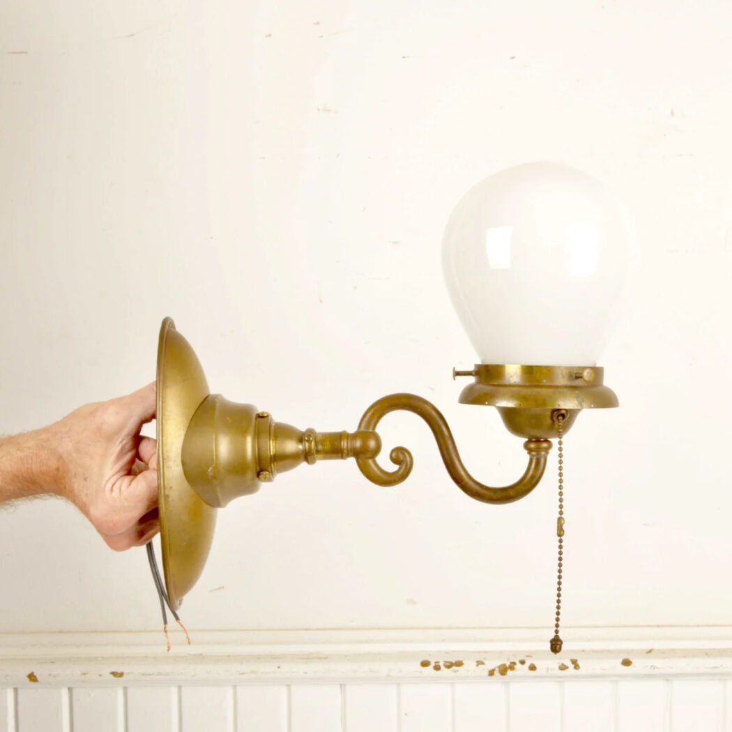 Vintage Lighting Shops in Toronto | Where to Get The Collected Look ...